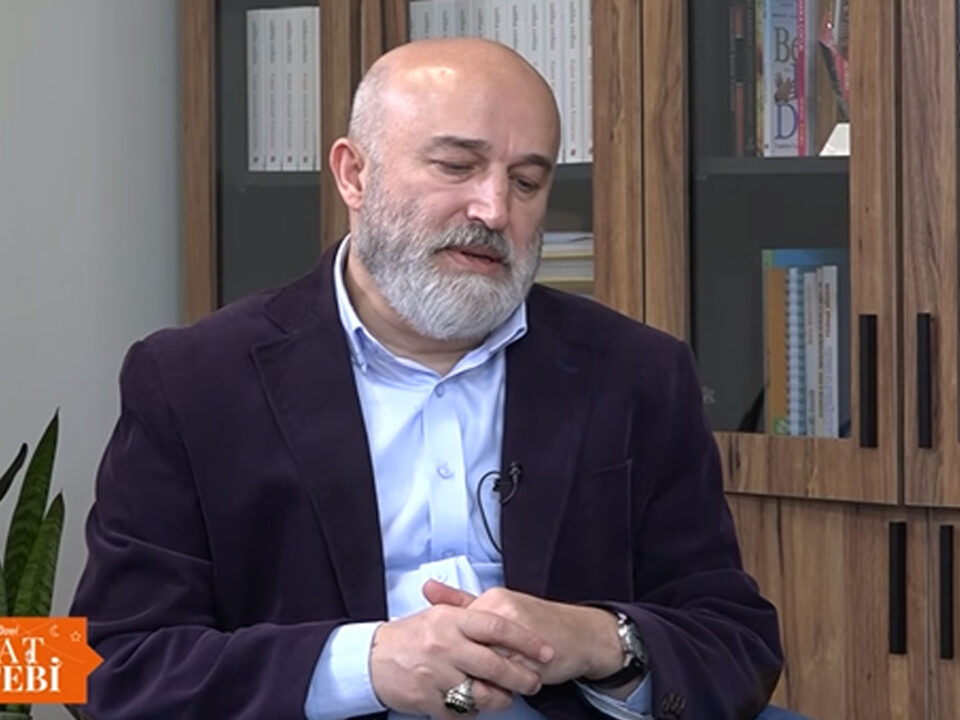 NECİPOĞLU: MÜMİN HAYATININ EN GÜZEL MEVSİMİ RAMAZAN’DIR - Esenler ...